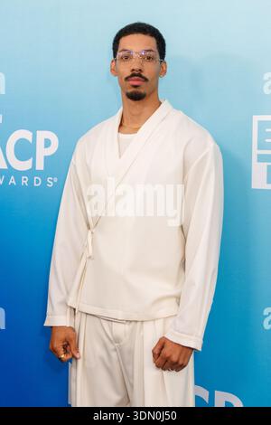 Melvin Gregg arrives at the NAACP Image Awards Luncheon at NYA Studios ...