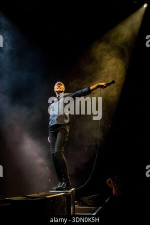 York, UK, 7th February 2026. Brett Anderson, lead singer of English ...