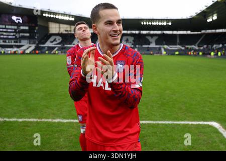 Anis Mehmeti of Ipswich Town celebrates after scoring his team's 1st ...