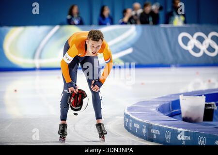 MILAN - Marcel Bosker in action in the men's 5,000-meter speed skating ...