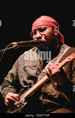 Bern, Switzerland. 08th Feb, 2026. The English-American singer and ...