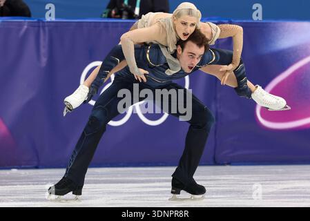 Olivia Smart and partner Tim Dieck of Team Spain compete in the Ice ...