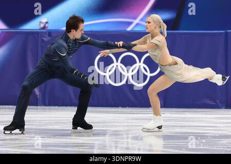 Olivia Smart and partner Tim Dieck of Team Spain compete in the Ice ...