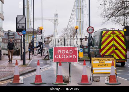 Following the decision by Kensington & Chelsea council to close the 150 ...