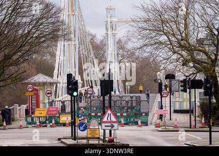 Following the decision by Kensington & Chelsea council to close the 150 ...