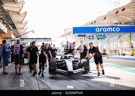 Aston Martin F1 Team AMR26 front wing. 12.02.2026. Formula 1 Testing ...