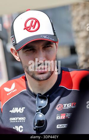 Esteban Ocon (FRA) Haas F1 Team VF-26. 13.02.2026. Formula 1 Testing ...
