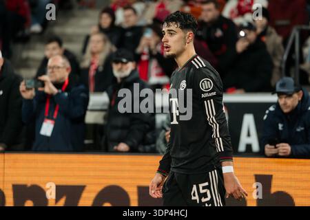 Aleksandar Pavlovic (FC FC Bayern Munich, #45) during his goal [goal ...