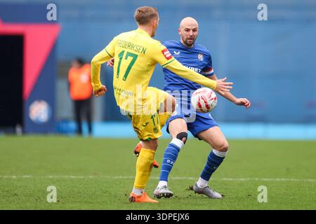 GNK Dinamo v NK Istra 1961 football match in First Croatian national ...