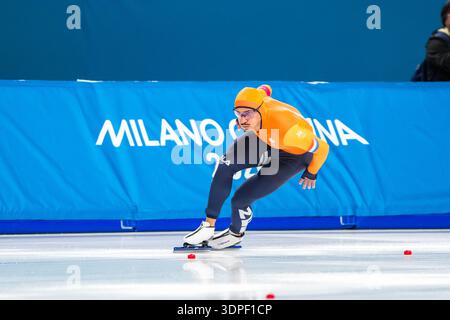 MILAN, ITALY - FEBRUARY 14: Sebas Diniz of Netherlands during the 500m ...