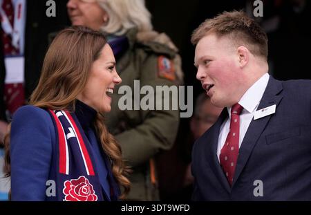 The Princess of Wales with injured England player Fin Baxter in the ...