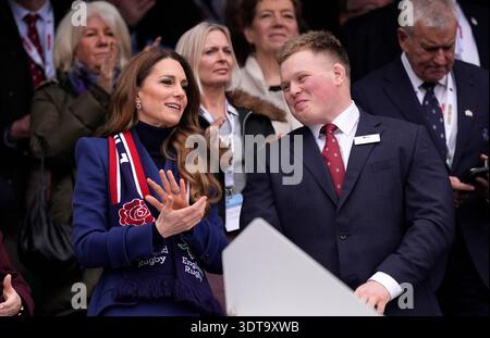 The Princess of Wales with injured England player Fin Baxter in the ...