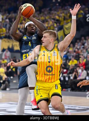 Sam GRIESEL (Alba Berlin) with Cup, trophy, Celebration, joy ...