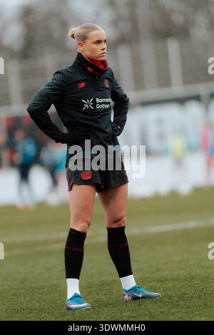 Cornelia Kramer (Bayer 04 Leverkusen, #7). Google Pixel Frauen ...
