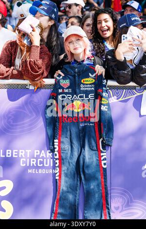 Fans seen on the Melbourne Walk ahead of the F1 Grand Prix of Australia ...