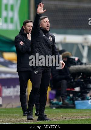 Port Vale manager Jon Brady during the Sky Bet League One match at ...
