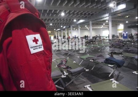 an emergency shelter or emergency sleeping place, refuge for people ...