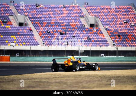 20 LLOYD Ella (gbr), Rodin Motorsport supported by McLaren, Tatuus F4 ...
