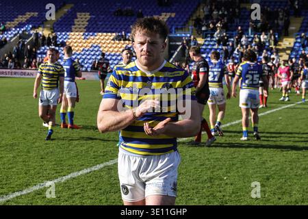 Luke Thomas of Warrington Wolves applauds the fans after the game ...