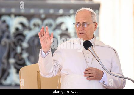 Pope Leo XIV delivers his blessing in the "St. Antonio Abate and ...