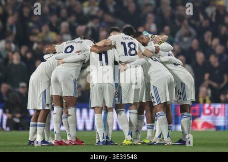 Leeds United team huddle during the Premier League match Manchester ...