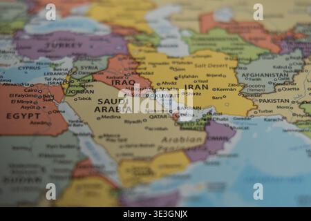 world map of middle east countries, qatar, oman, uae, bahrain, dubai ...