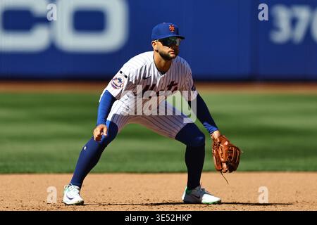 New York Mets' Bo Bichette plays a baseball game against the San Diego ...