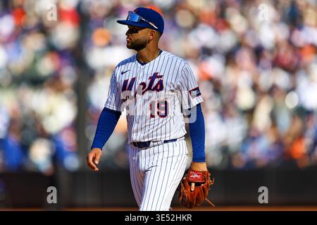New York Mets' Bo Bichette plays a baseball game against the San Diego ...