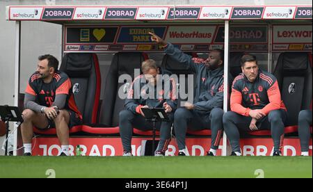 from left Co-Trainer [assistant coach] [coach] Ivica Olic, Trainer ...