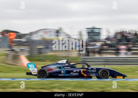 10 SOARES Lilian (FRA),Mygale M21-F4, action during the 1st round of ...