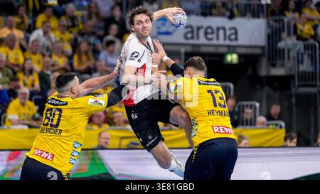 from left Sebastian Heymann (RNL, 13), Omar Ingi Magnusson (SCM, 14 ...