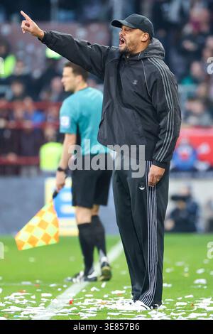 Vincent Kompany (FC Bayern Muenchen, Cheftrainer) gestikuliert, GER, FC ...