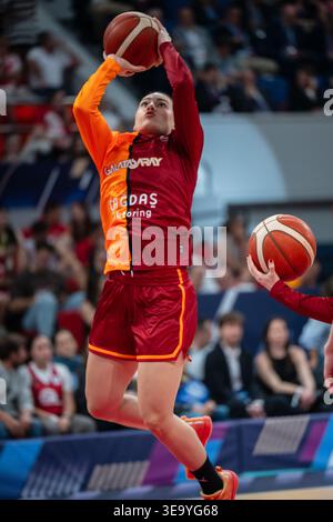 Zaragoza, Spain. 19 April 2026. Julie Allemand (Fenerbahce) during ...