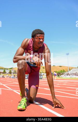 Jayden Davis of Arizona State wins the men's 400m in 44.98 during the ...