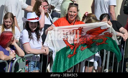 Bristol, ENGLAND. 25th Apr 2026. England's Ellie Kildunne Guiness Women ...