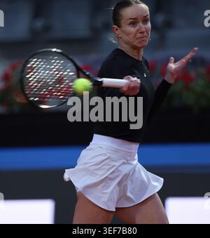 Elina Svitolina Of Ukraine Hits A Return To Anna Kalinskaya Of