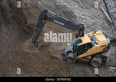 volvo a wheel loader at a consructionside volvo a wheel loader at a ...