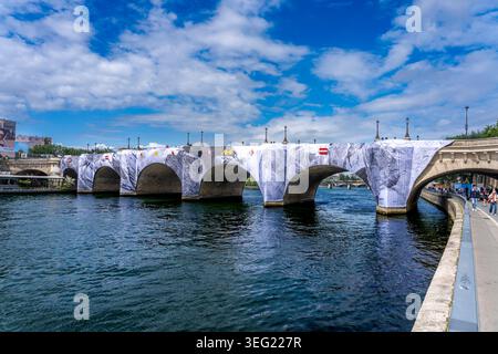 As a tribute to Christo and his wrapping of the Pont Neuf, artist JR ...