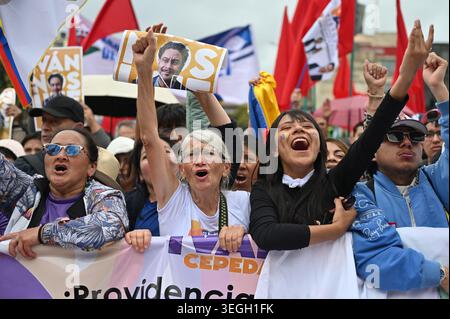 Supporters of presidential candidate Ivan Cepeda of the ruling Historic ...