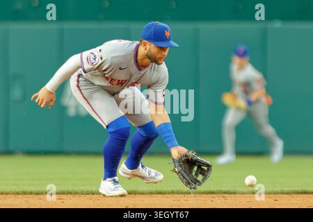 New York Mets' Bo Bichette plays a baseball game against the San Diego ...