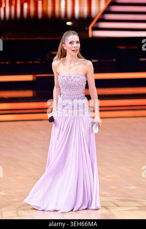 Host Victoria Swarovski in the final of season 19 of the RTL dance show ...