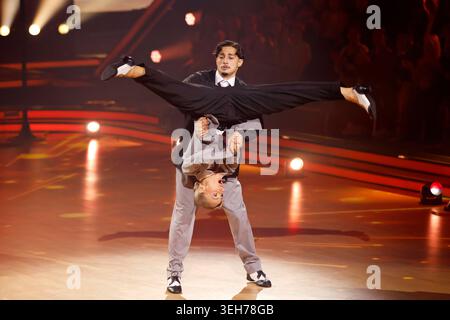 Milano with Marta Arndt in the final of the 19th season of RTL's dance ...