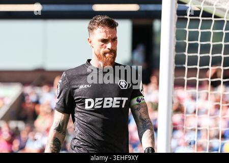 BURNLEY, ENGLAND - MAY 24: Goalkeeper Jose Sa of Wolverhampton ...