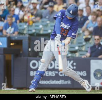 Los Angeles Dodgers' Kyle Tucker hits a two-RBI triple during the fifth ...