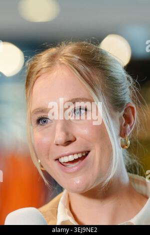 HEERENVEEN, NETHERLANDS - MAY 28: Merel Conijn during the Presentation ...