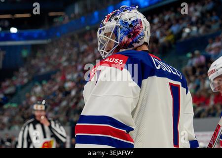 FRIBOURG, SWITZERLAND - MAY 28: goalkeeper Devin Cooley of United ...