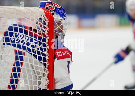 FRIBOURG, SWITZERLAND - MAY 28: goalkeeper Devin Cooley of United ...