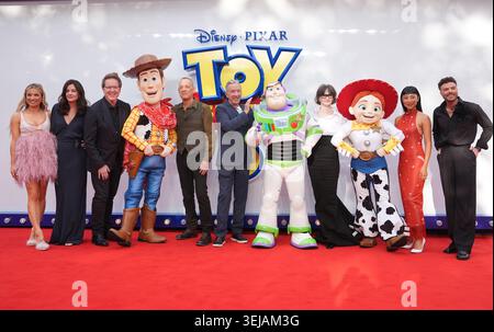 (Left to right) Lindsey Collins, Andrew Stanton, Tom Hanks, Tim Allen ...