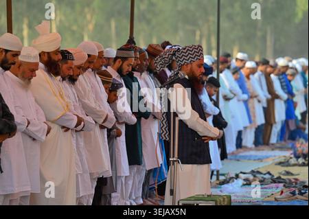 GURUGRAM, INDIA - MAY 28: Muslim community people offer prayer on the ...