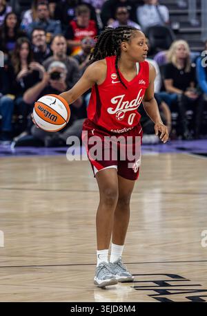 May 28 2026 Indiana guard Raven Johnson (3)sets the play during the ...